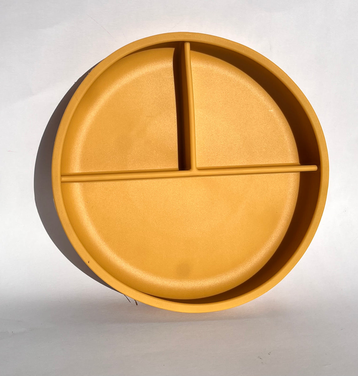 Plato con divisiones adherible-Yellow – Pekabo